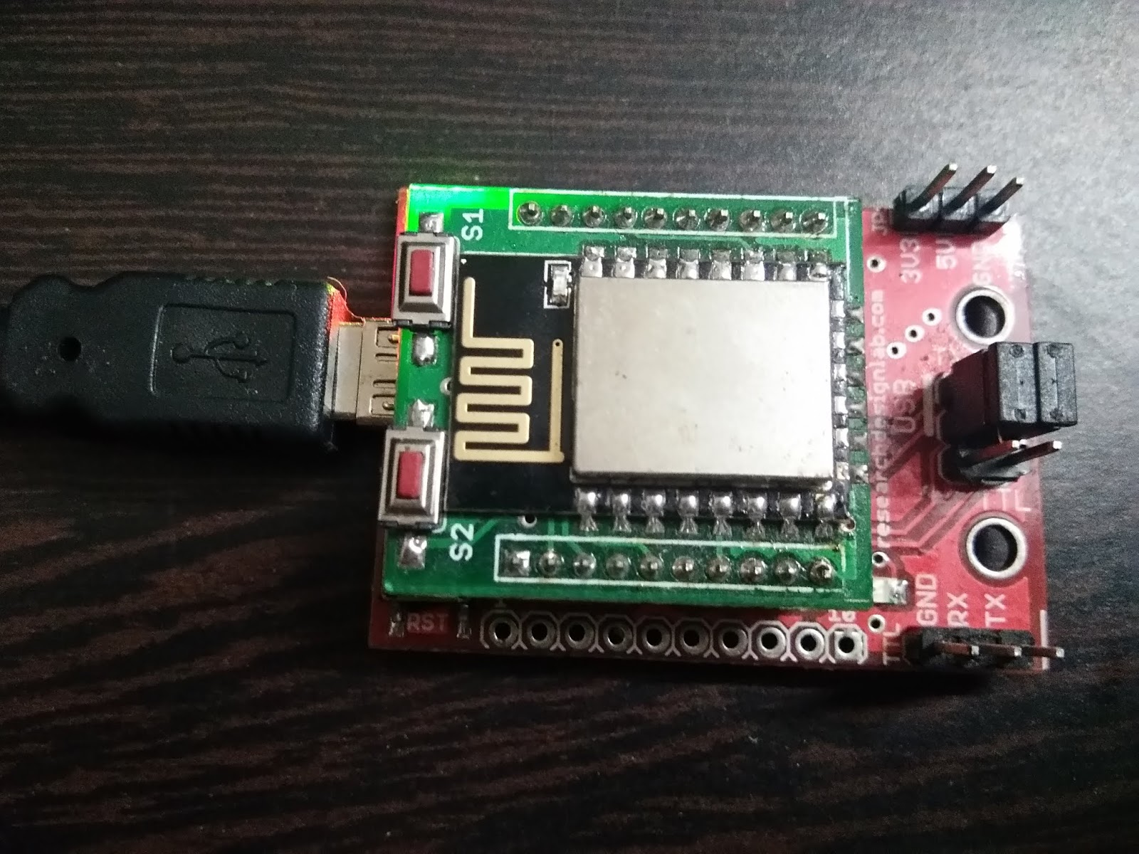 Sending data from ESP8266 to a website