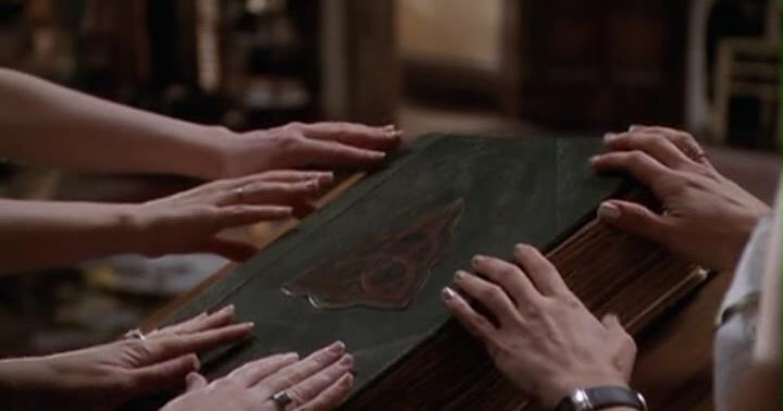 Doux Reviews: Charmed: Season Seven