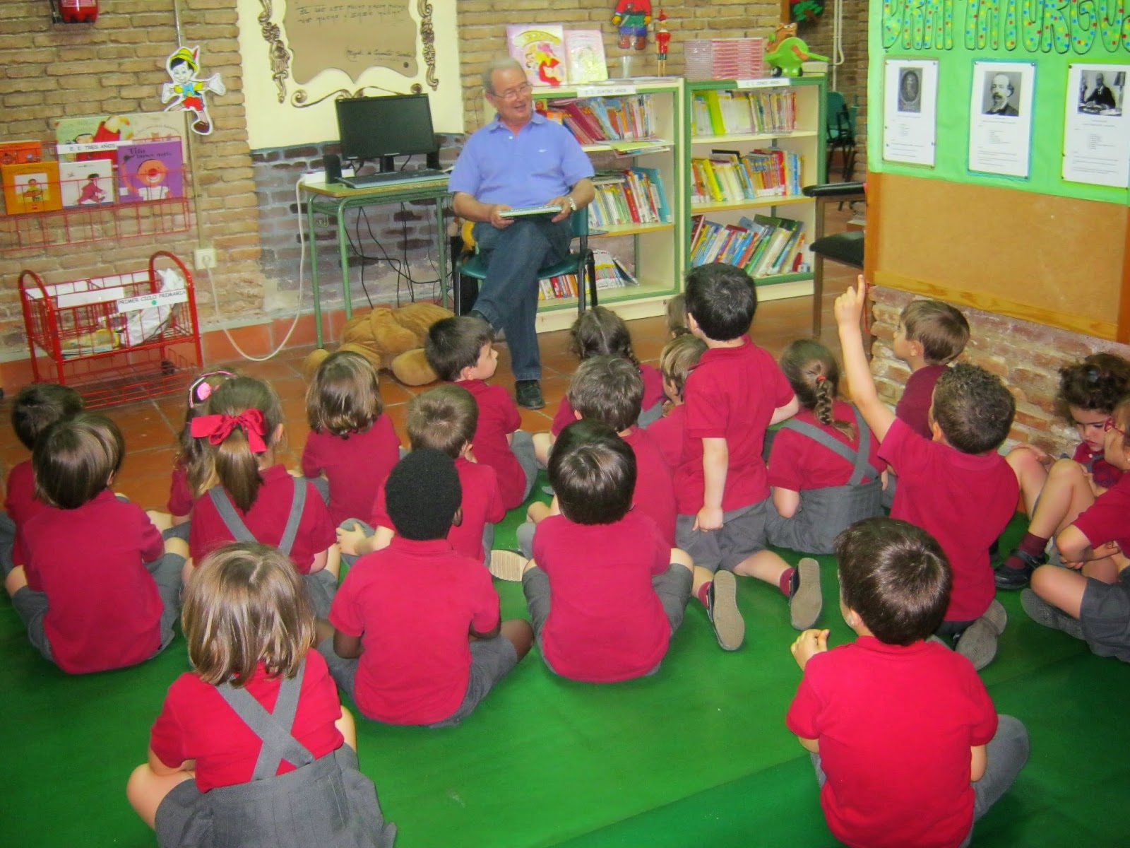 MI AULA DE INFANTIL: ABUELO CUÉNTAME UN CUENTO EN EL COLE