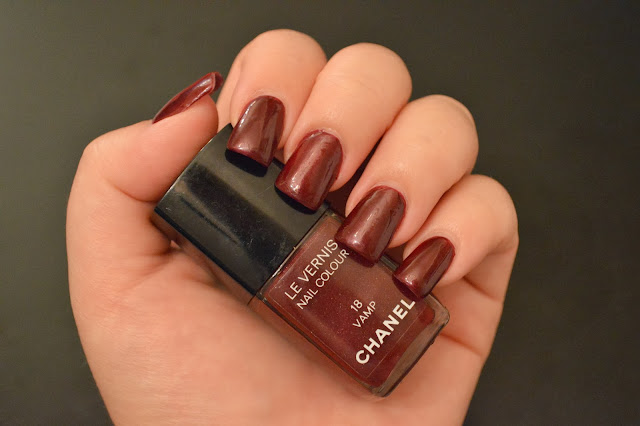 The Vintage Project: Color of the Season - Vamp