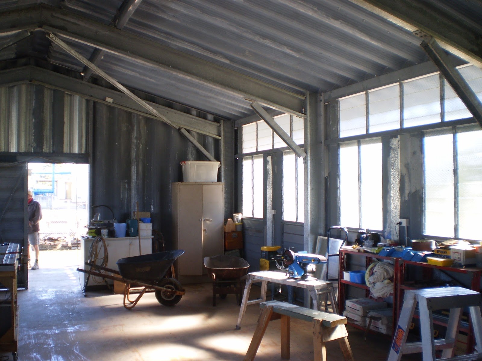 Kincumber Men's Shed: HERVEY BAY/ HOWARD SHEDS