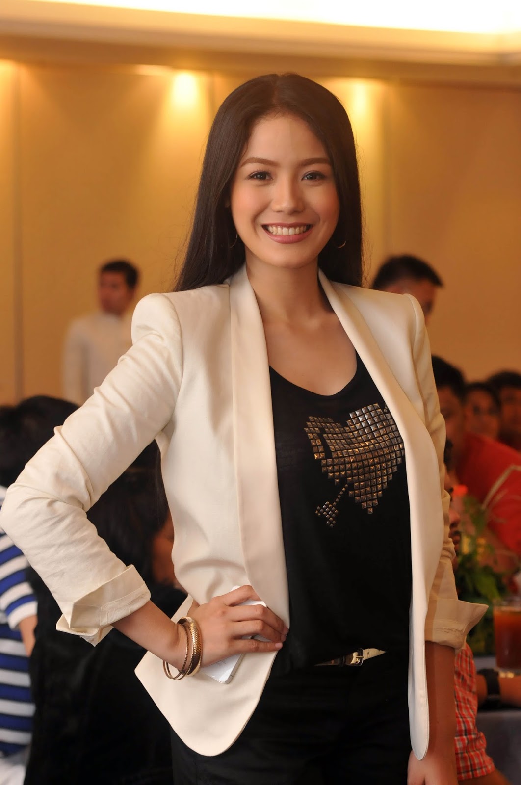 What Is The Future Of Ritz Azul & Other TV5 Talents Now That Viva's Vic ...