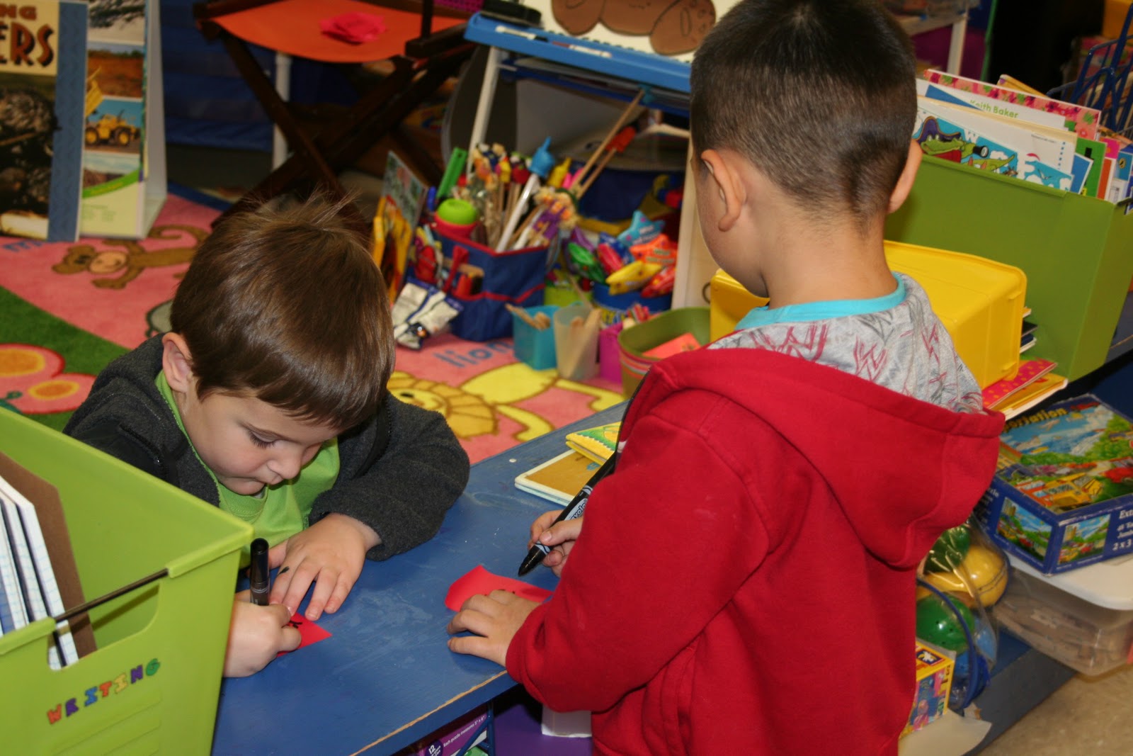 Mrs. Lee's Kindergarten: Labeling Lesson