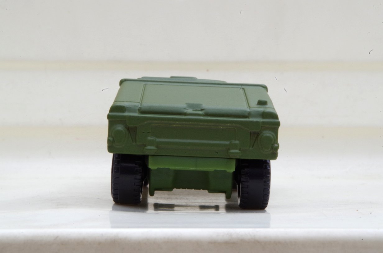 Mustang Fan Peru: InGen Humvee - Matchbox