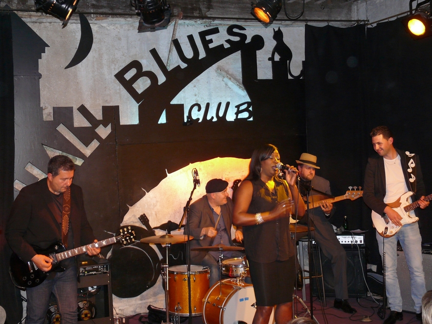 HALL BLUES CLUB: Shanna WATERSTOWN (USA) & GAS BLUES BAND au Hall Blues ...