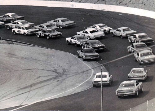 Midwest Racing Archives: The 'Big-Time' Arrives at Kaukauna