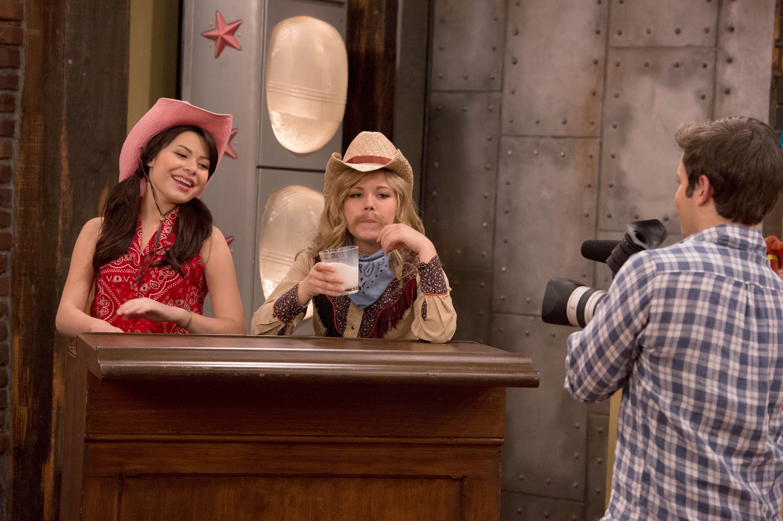 icarly Brasil: Novos stills do último episódio de iCarly “iGoodBye”