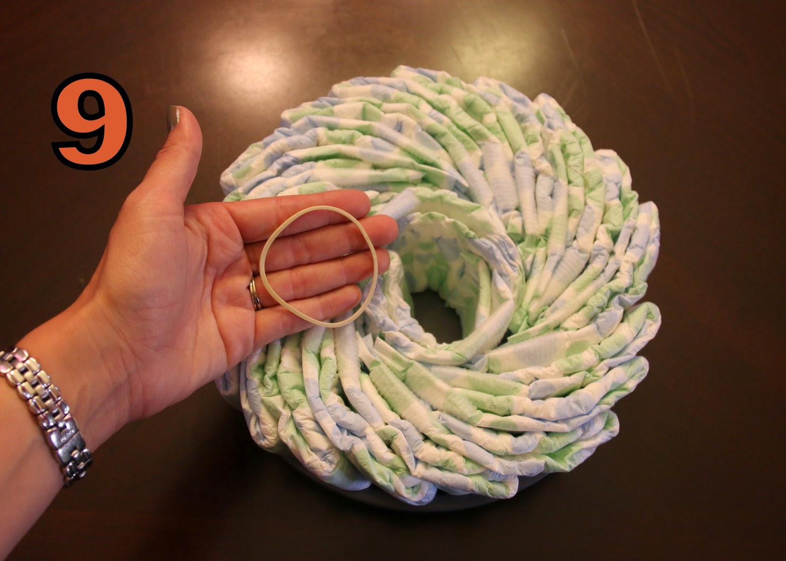 Zayra McCarty's Blog: Free Motorcycle Diaper Cake Tutorial