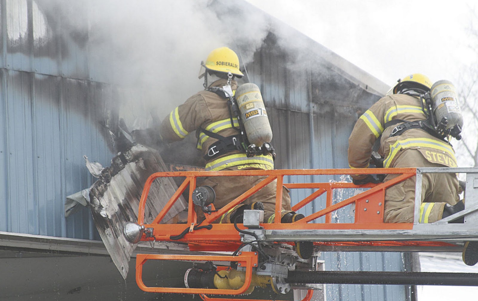 Aluminium Plant Safety: Fire breaks out....building destroyed...
