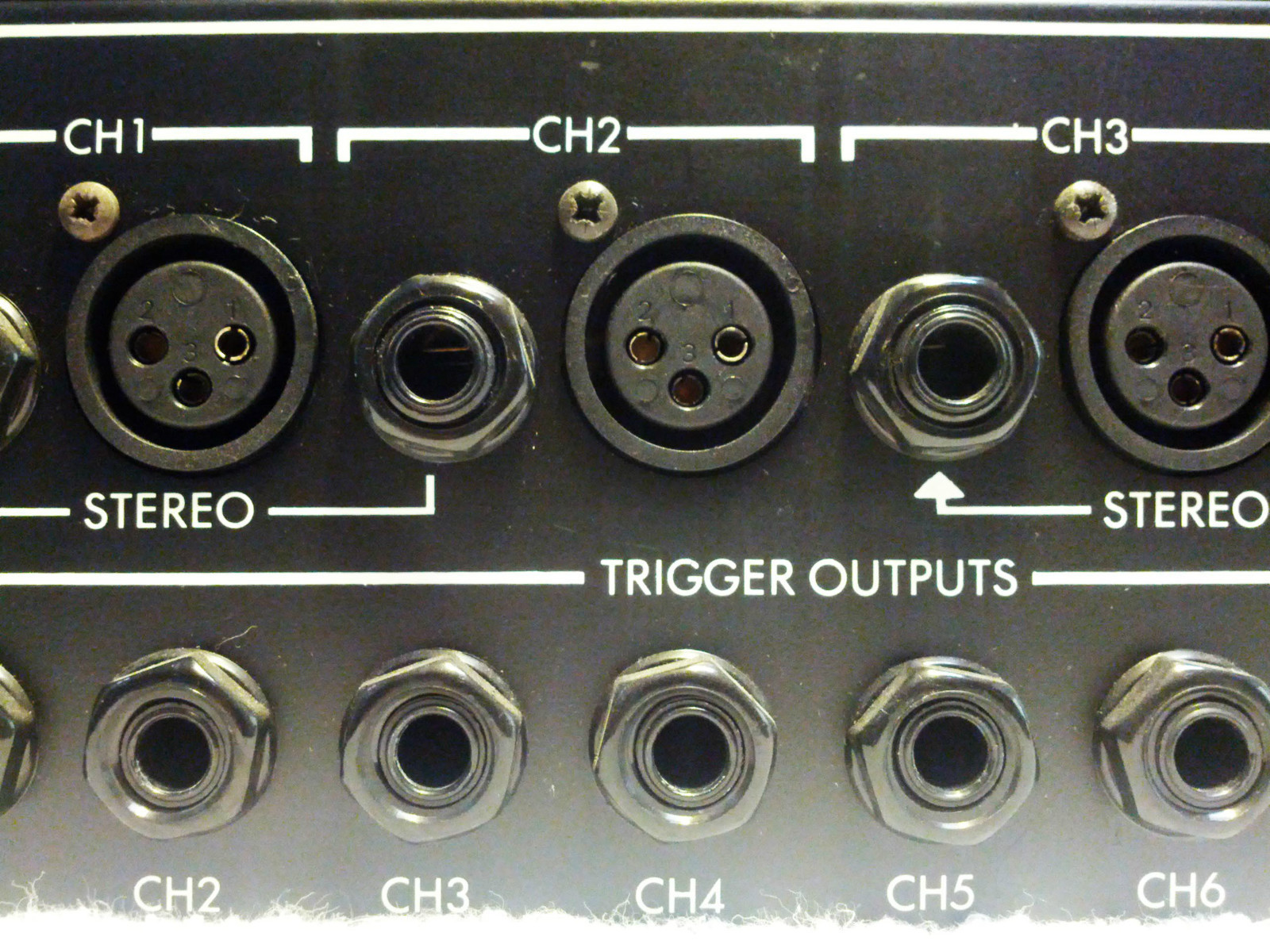 MATRIXSYNTH: Simmons MTM MIDI-Trigger-MIDI Signal Processor SN 000657 Video