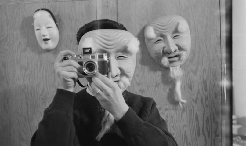 Epic Moments in Selfie History: 11 Fabulous Vintage Selfies From Way ...