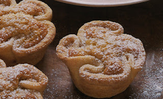 Michellephant's Recipe Box: Ginger Pear Hand Pies