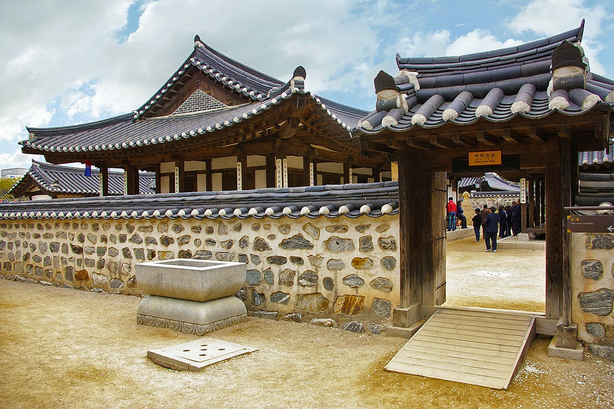 Nalli in Korea: Seoul - Namsan Hanok Village
