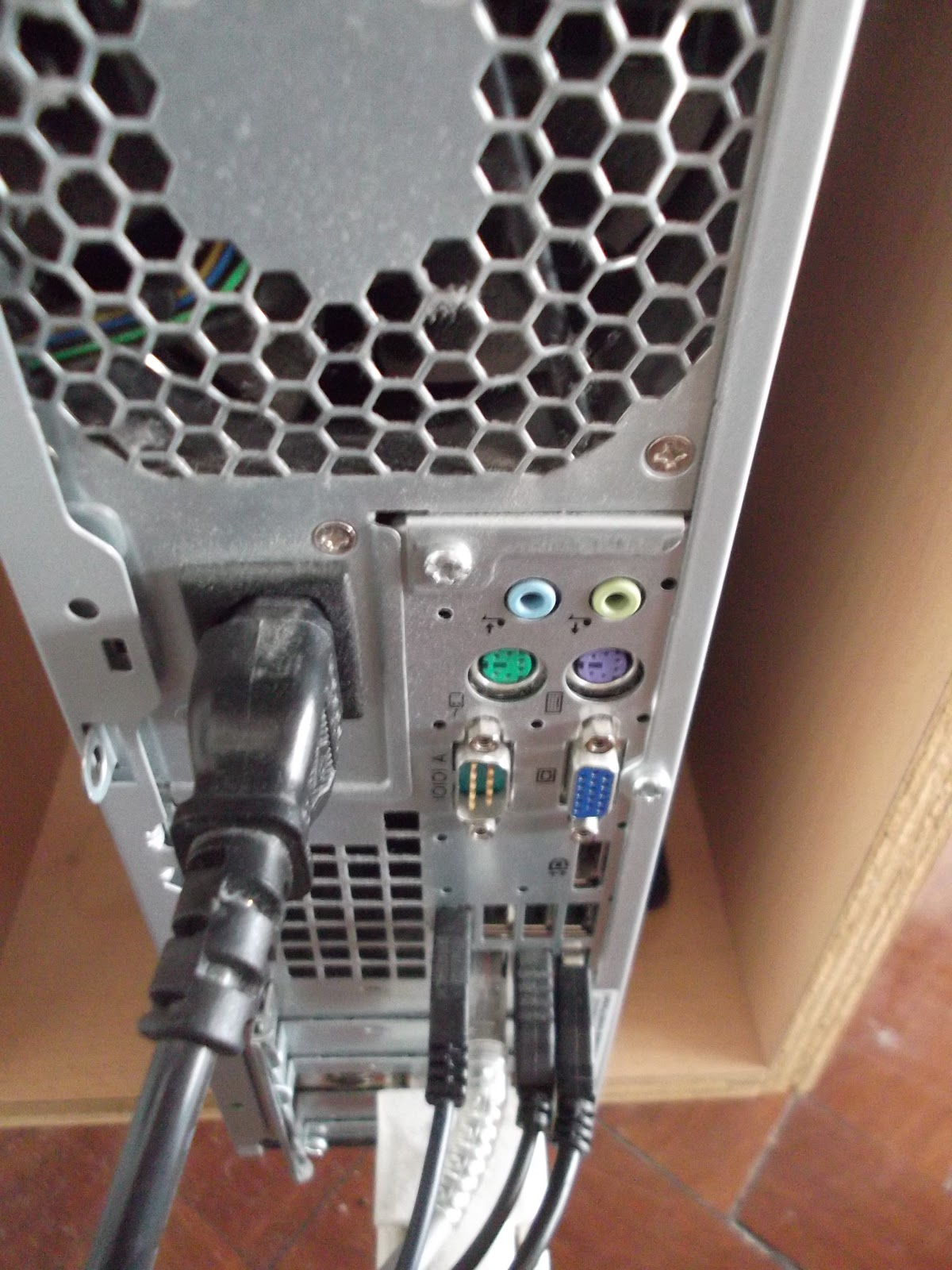 Orlagh's Computer Systems: Connecting Peripherals