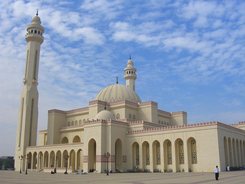 Islamic Architecture: Al Fateh Mosque in Manama Bahrain
