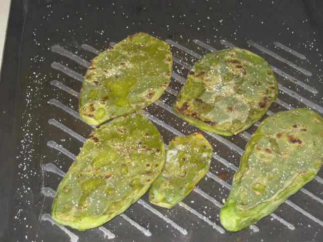 Nopales con Queso - La Cocina de Leslie