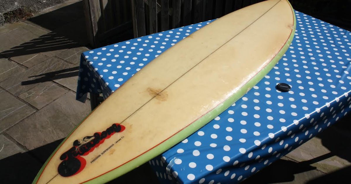 vintage surfboard collector UK: Freedom singlefins early 70s
