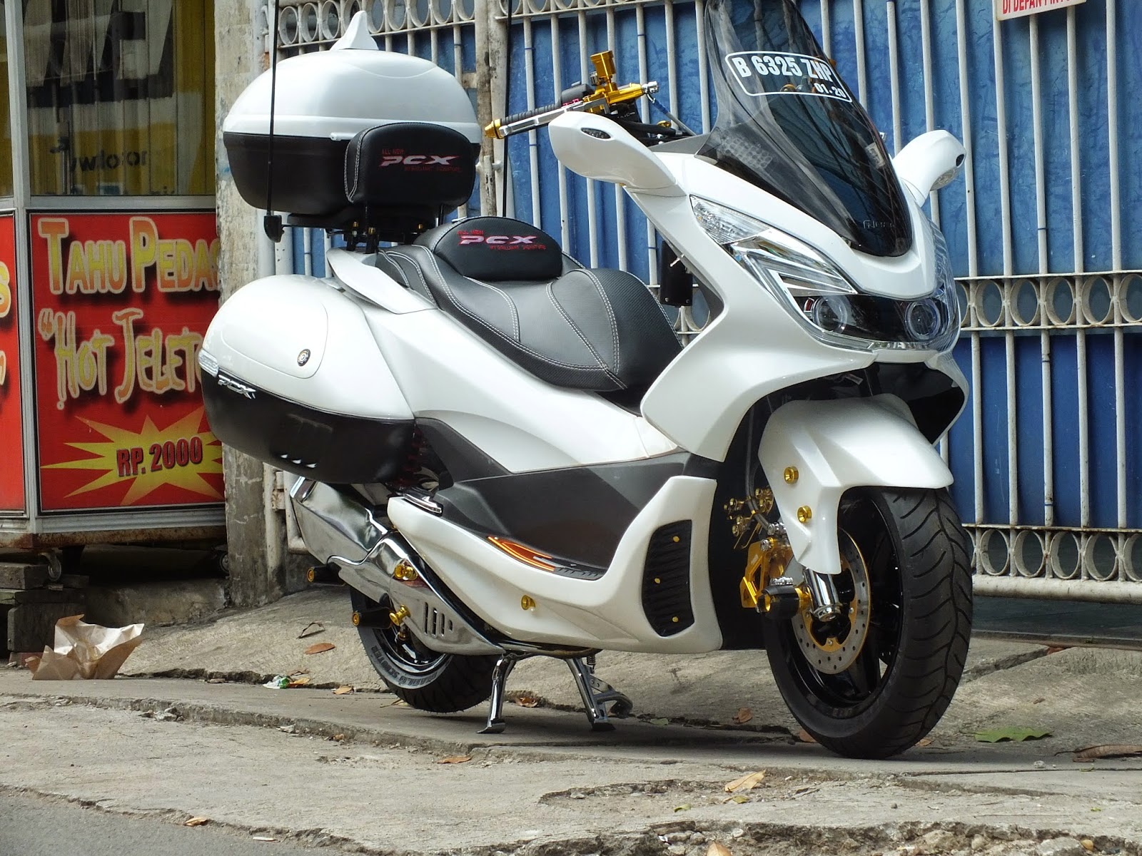 Oracle Modification Concept: HONDA PCX 150 DIJUAL MURAH