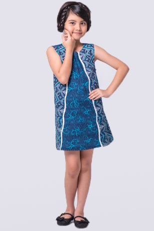 10 Model Baju Batik Anak Perempuan Modern Terbaru 2020