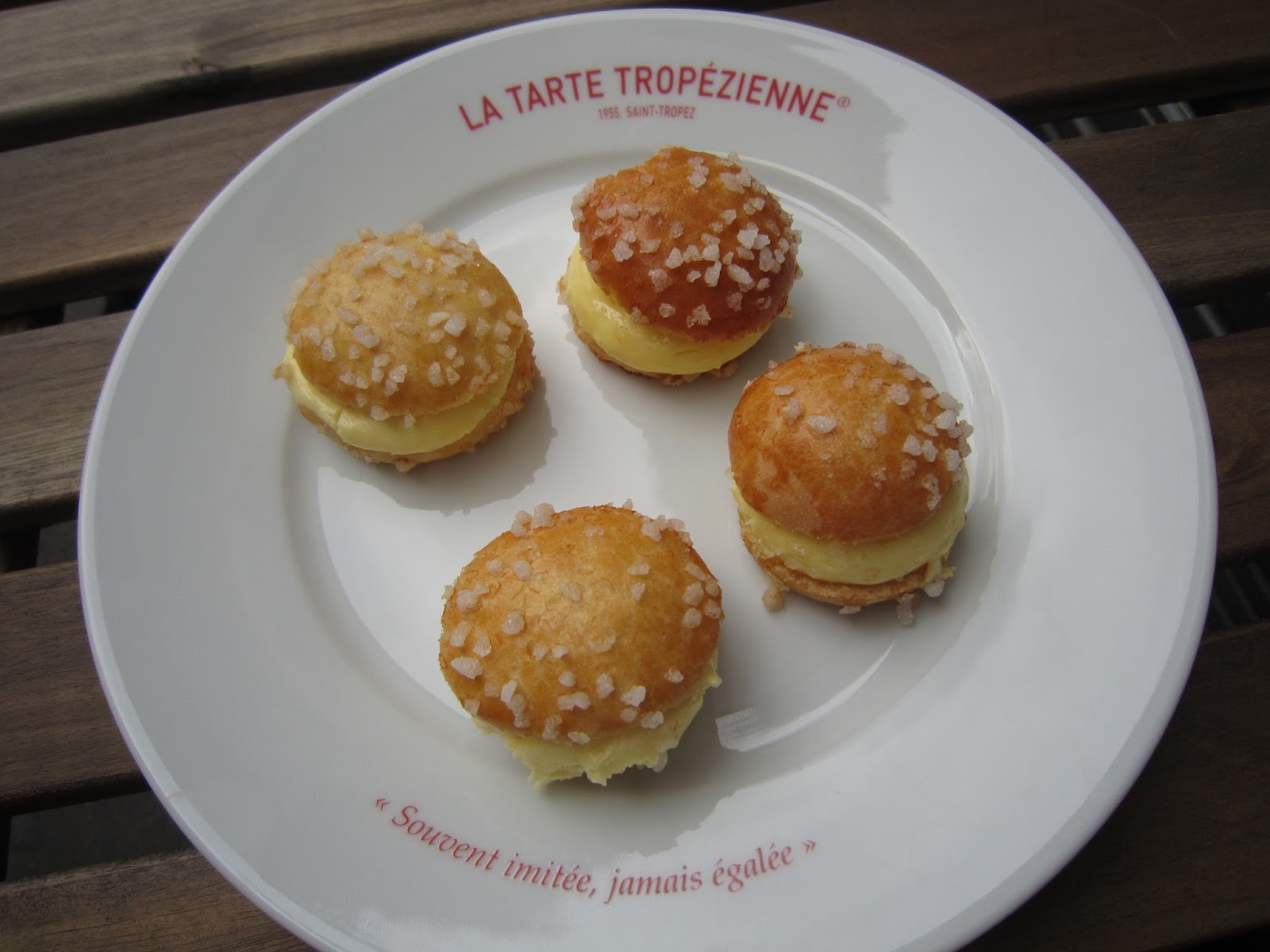 Paristempslibre: Et Dieu créa la tarte tropézienne! ♥