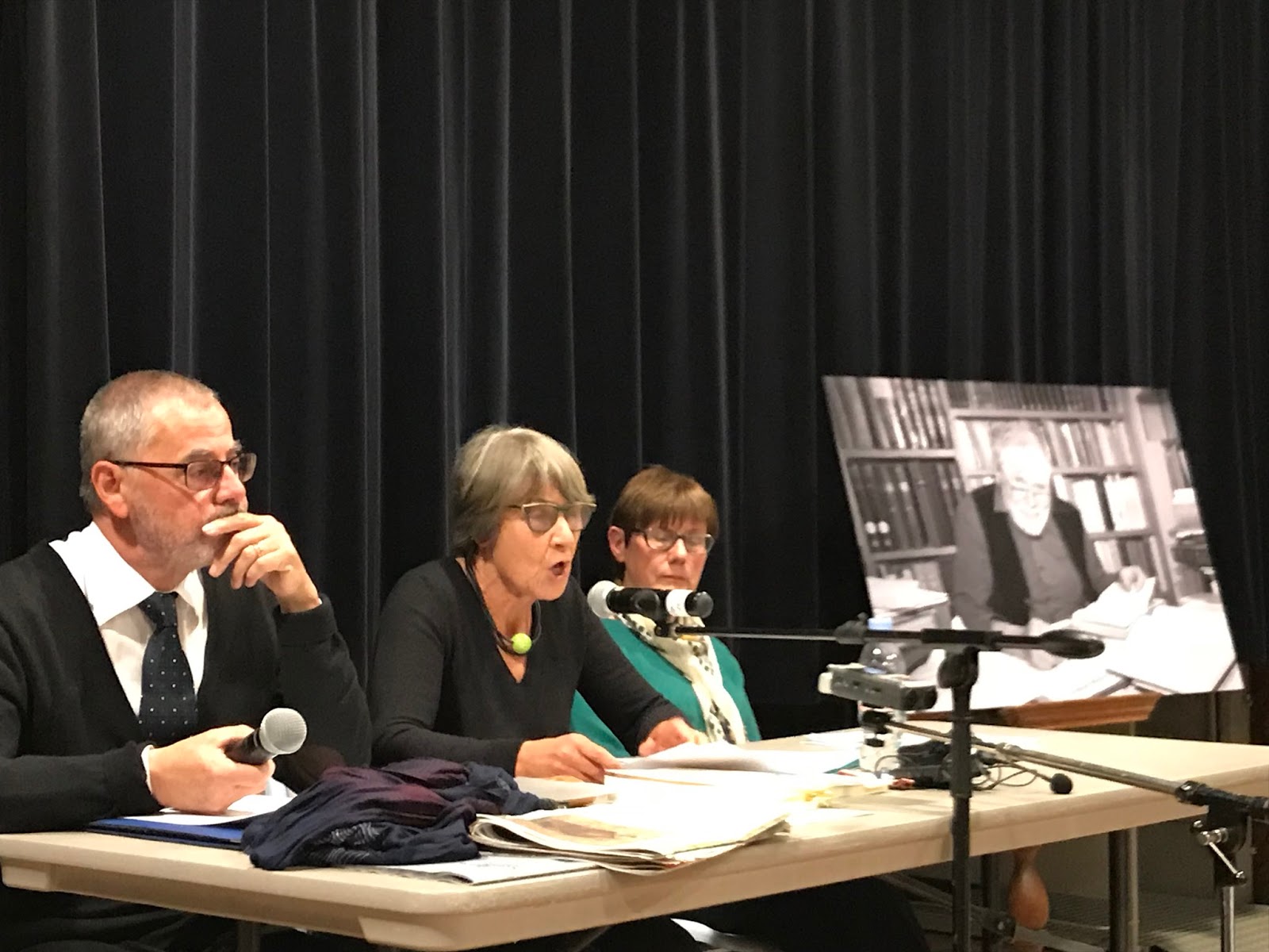 Le blog de Jean-Michel VALADE: Beynat. Hommage à Claude Duneton