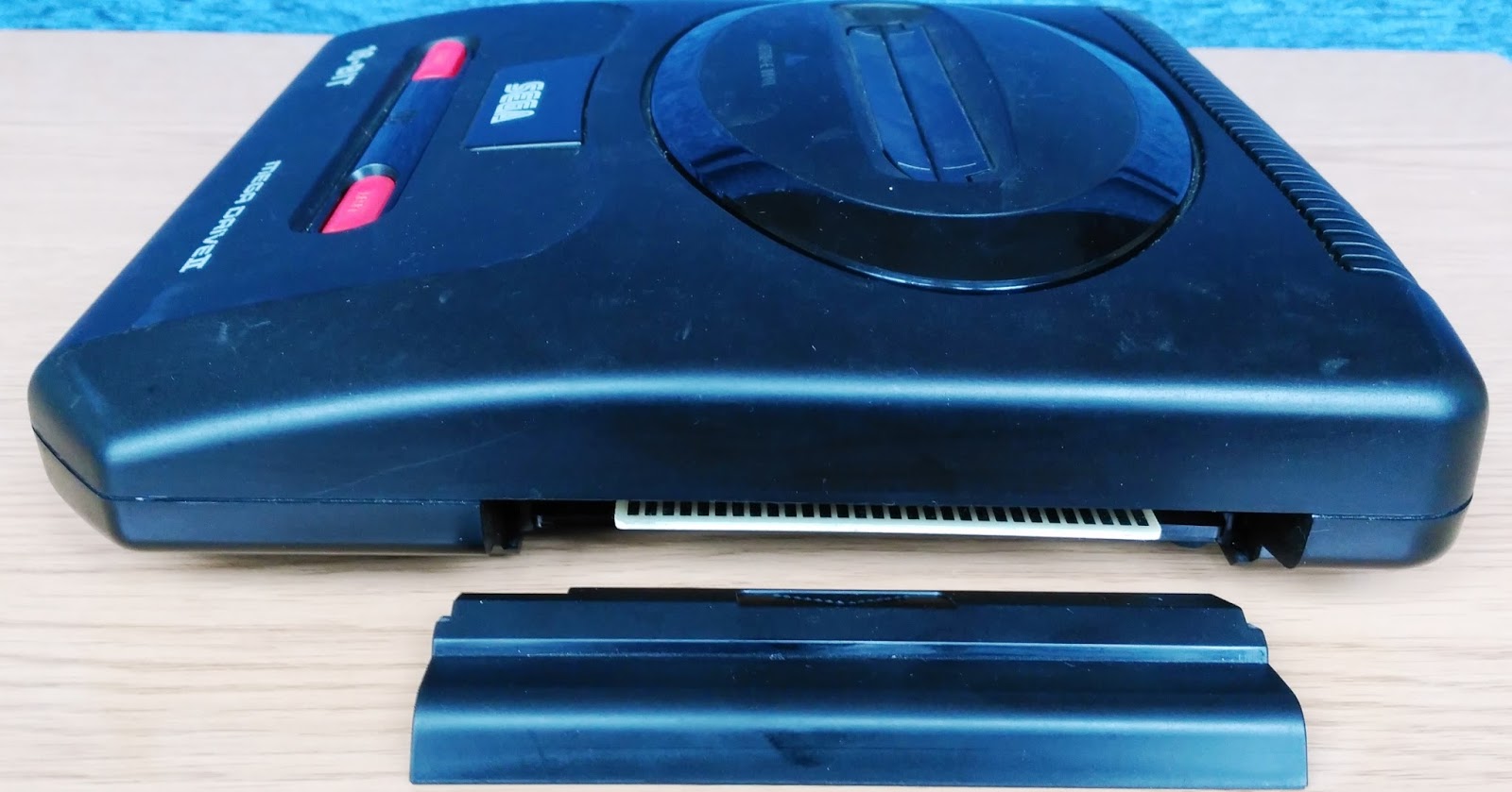 Sega Mega Drive II (modelo MK-1631-50) (PC BD MD2 VA4) (1993), Retro ...