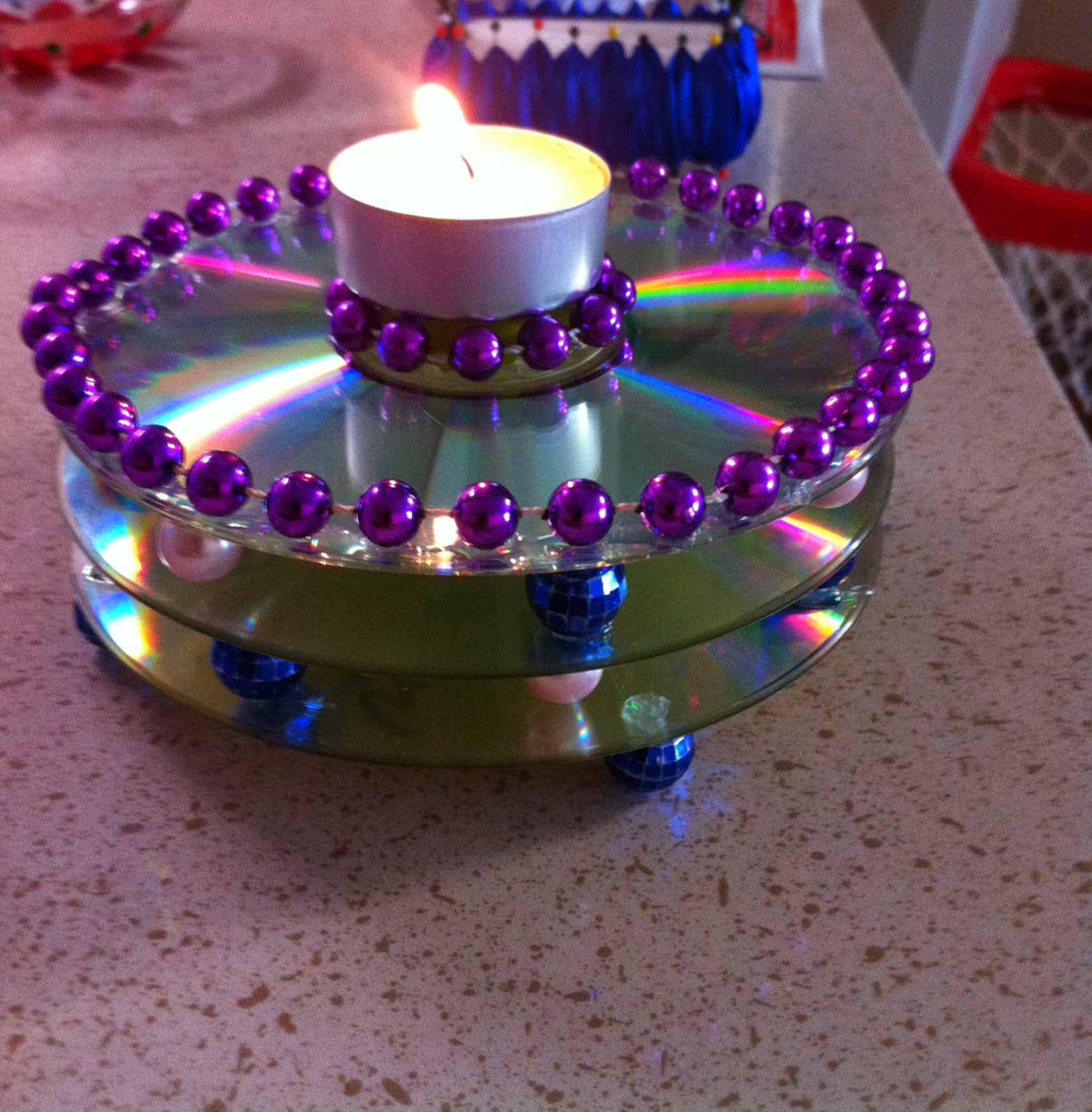 Me N My World: Cd Candle Holder- Reuse old CDs...