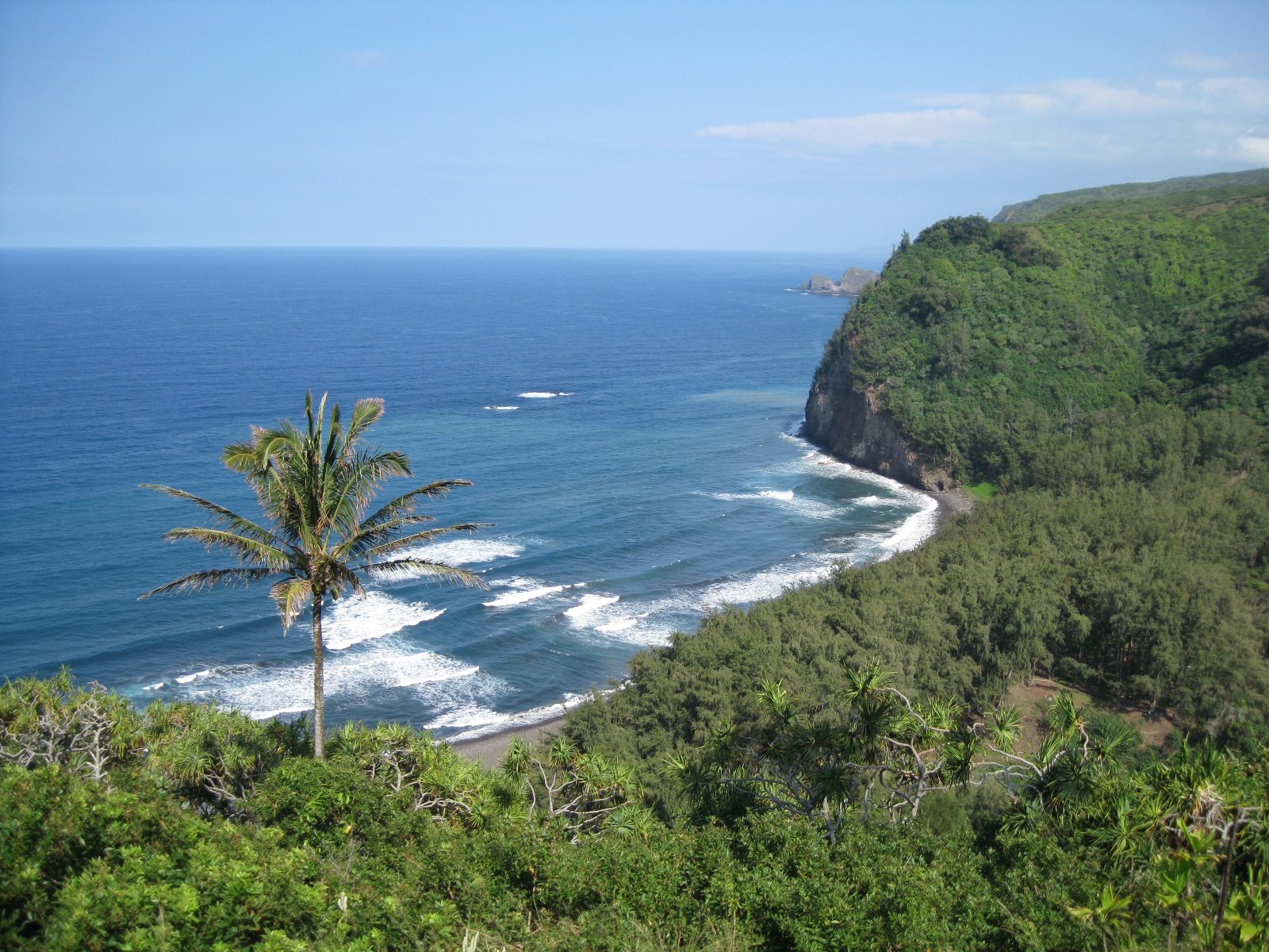 Trail Zenned: Pololu Valley