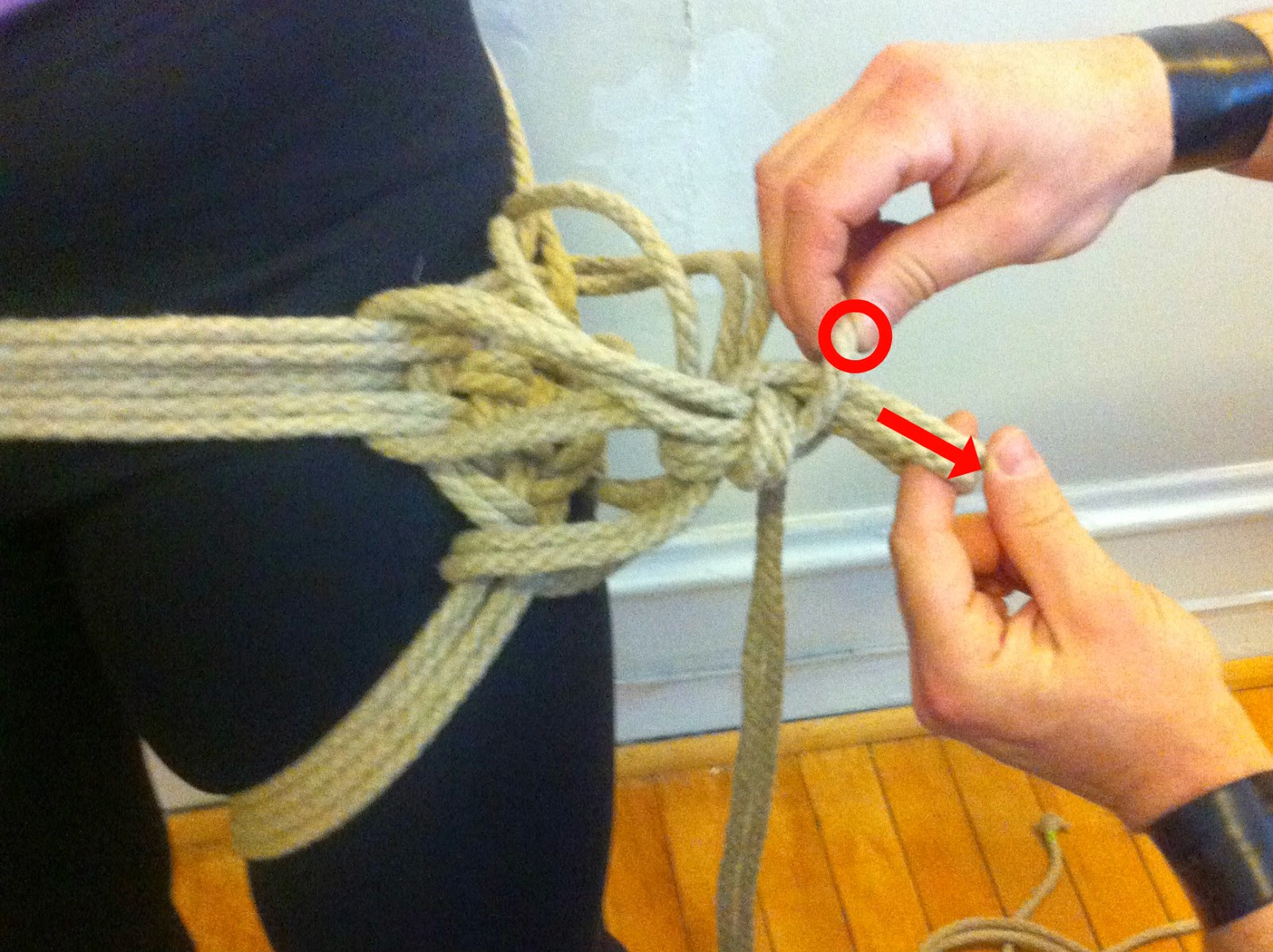 Innovative Fiber Arts / Vermont Rope Bondage: The Bondage Hanger