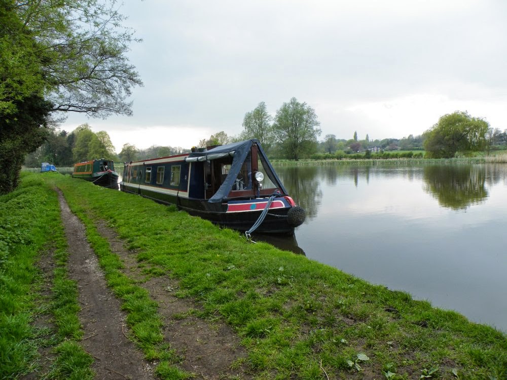Travelling the Canals of England: April 2014