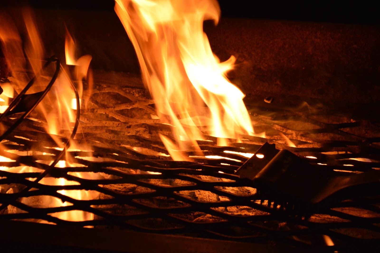 A Local Wander: Autumn Bonfire Love