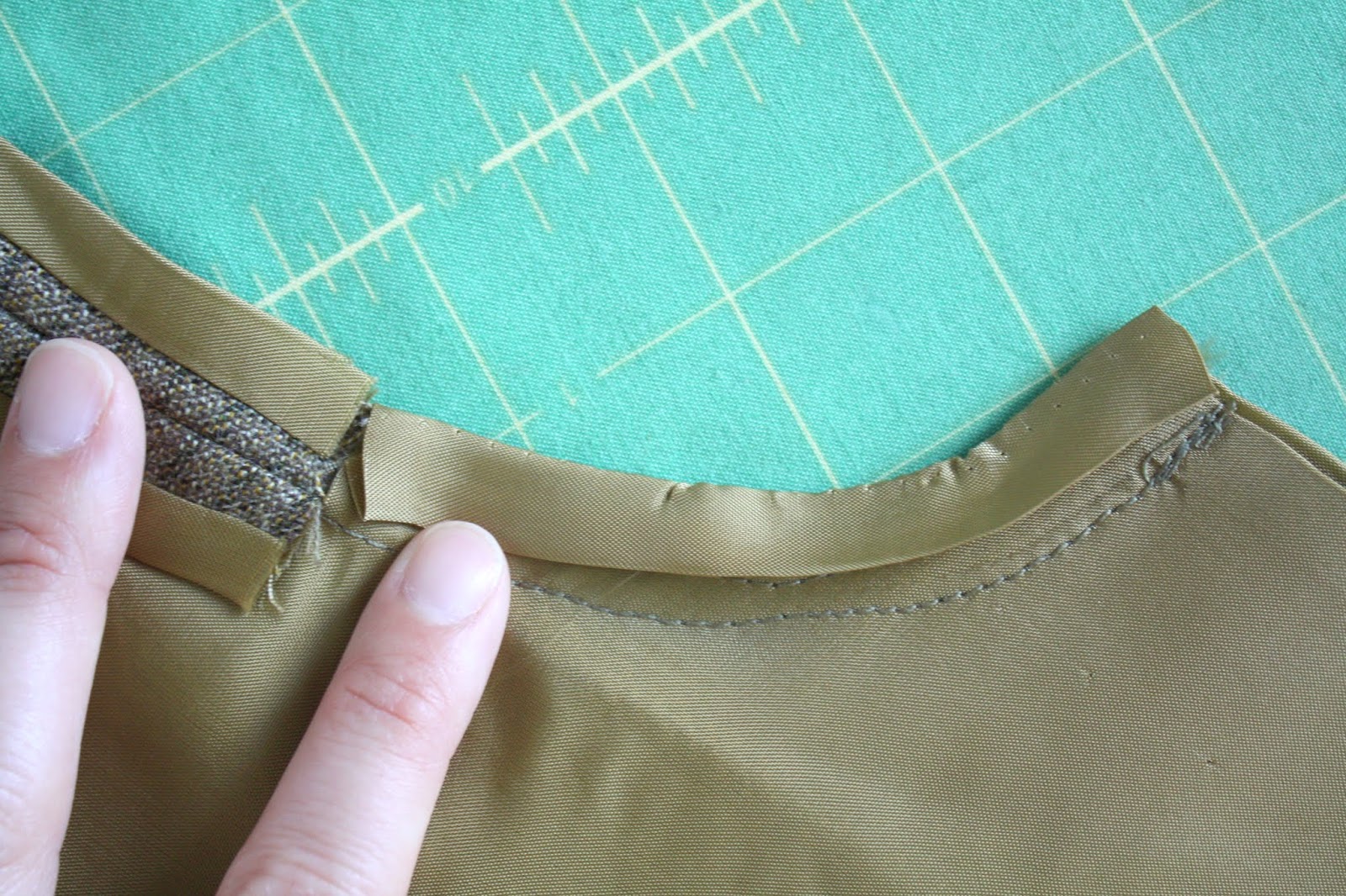 Nicole at Home: Tutorial: drafting a kick pleat for a pencil skirt