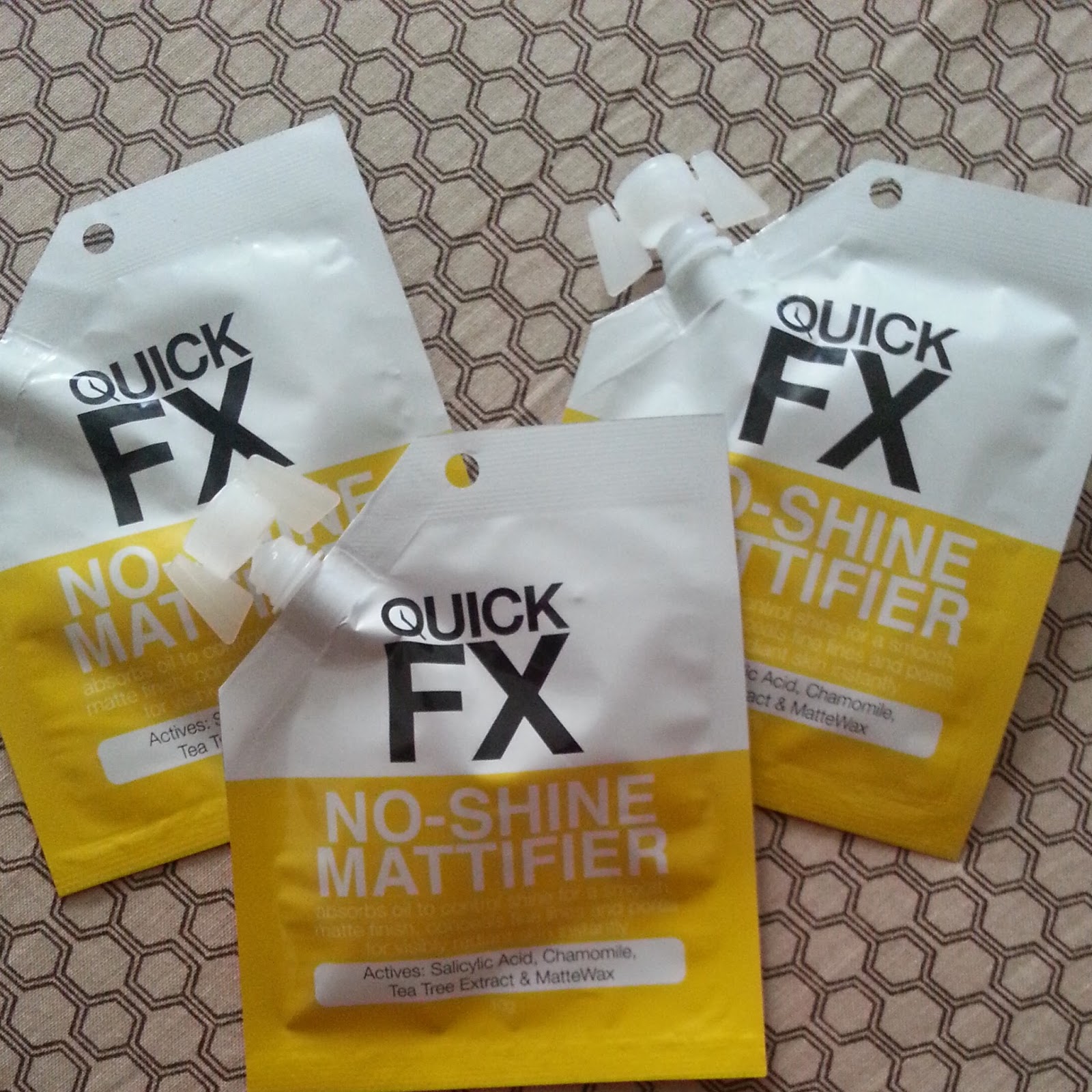 Elle Carlos 101: Review : Quick FX No-Shine Mattifier | Ellecarlos101