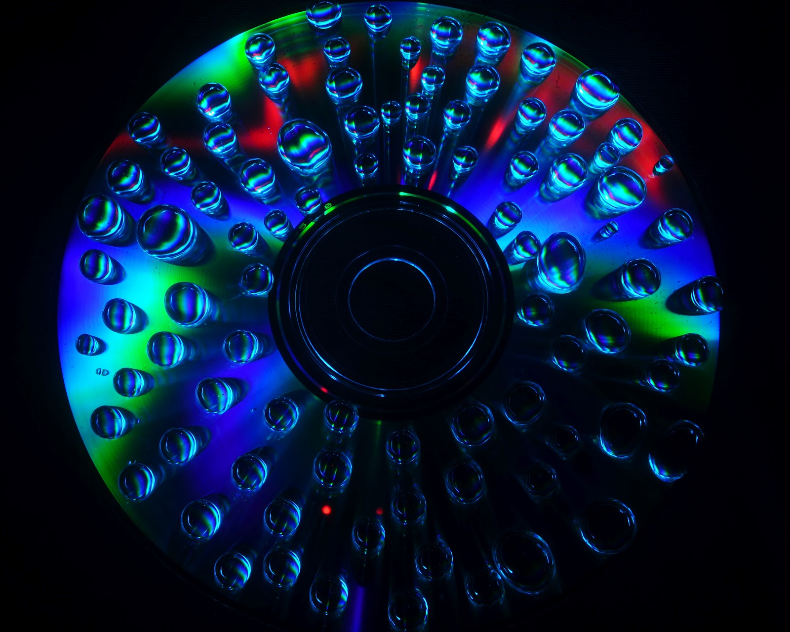 bluemoonlightphotography: Psychedelic CD Light Painting Photography