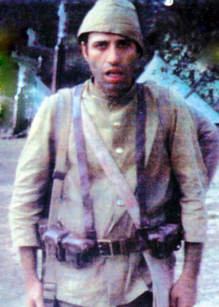 jackie chan: KEMAL SUNAL'IN ÖLÜMÜ VE İNSANLARIN ONUN HAKKINDAKİ GÖRÜŞLERİ