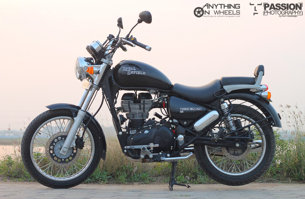 ANYTHING ON WHEELS: Driven #17: 2012 Royal Enfield Thunderbird 500