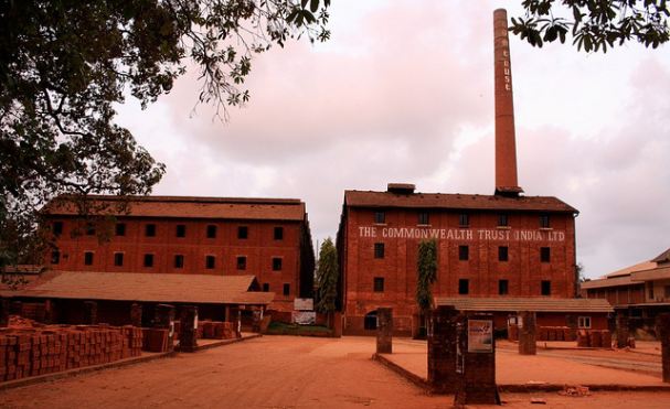 Jeevan's KALLI VALLI : Feroke