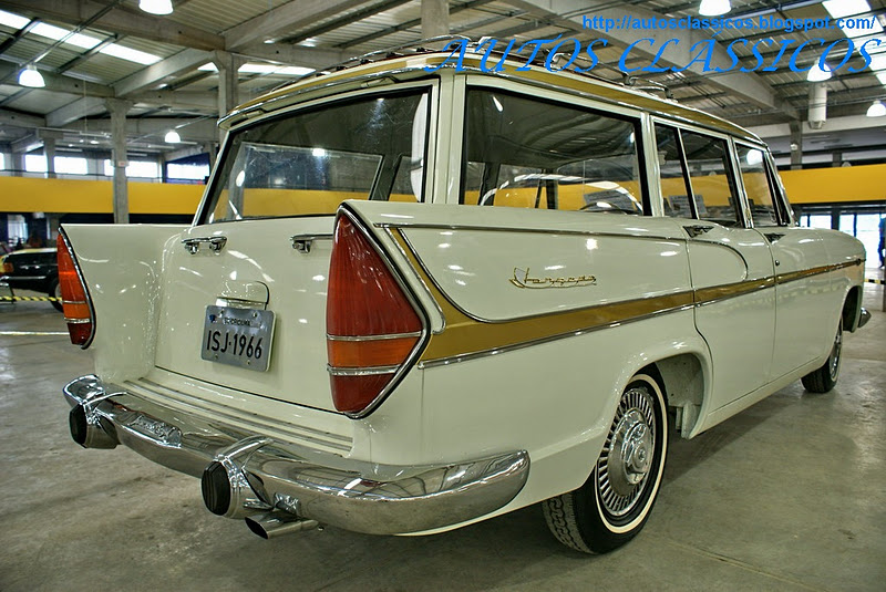 AUTOS CLÁSSICOS: LANÇAMENTO - SIMCA JANGADA