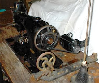 Vintage Sewing Machines: Industrial Sewing Machines for Home Use