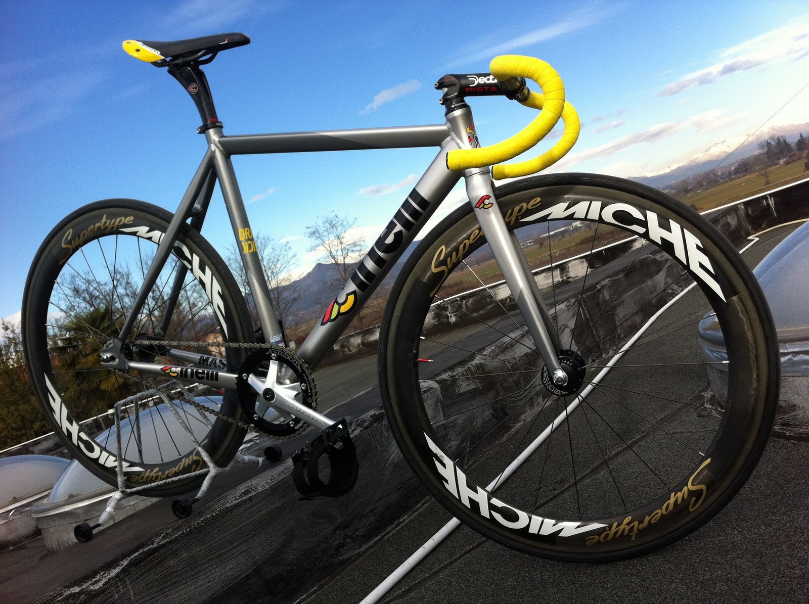 53undici: Cinelli MASH Bolt Titanium Gray 2012