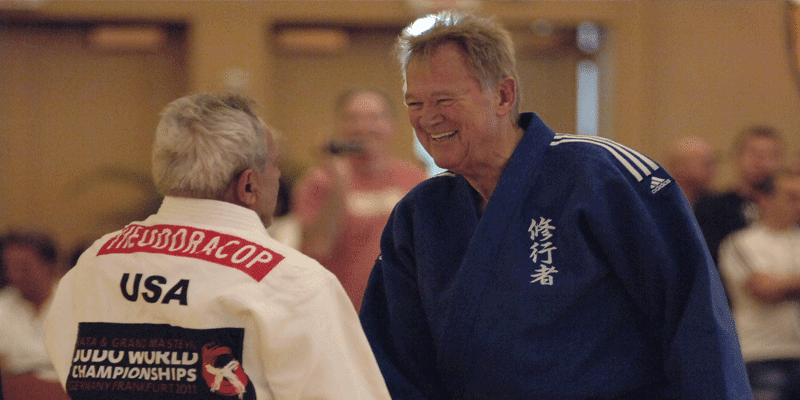 Actores que se atreven con las artes marciales fuera de las cámaras