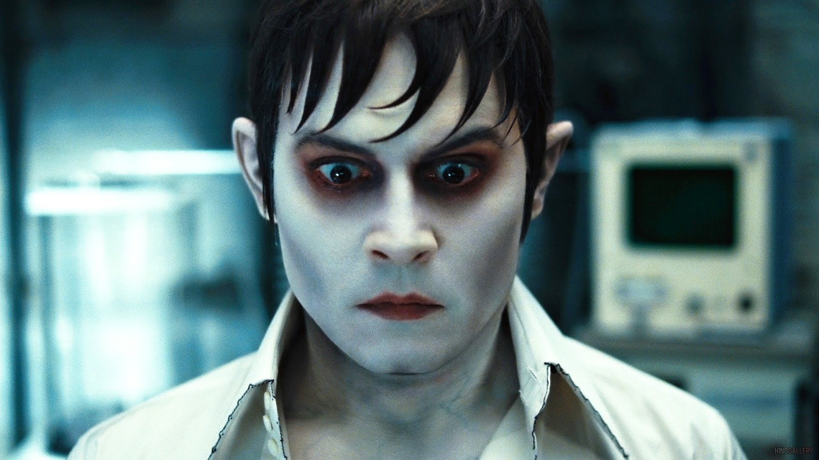 GREAT OLD MOVIES: DARK SHADOWS (2012)