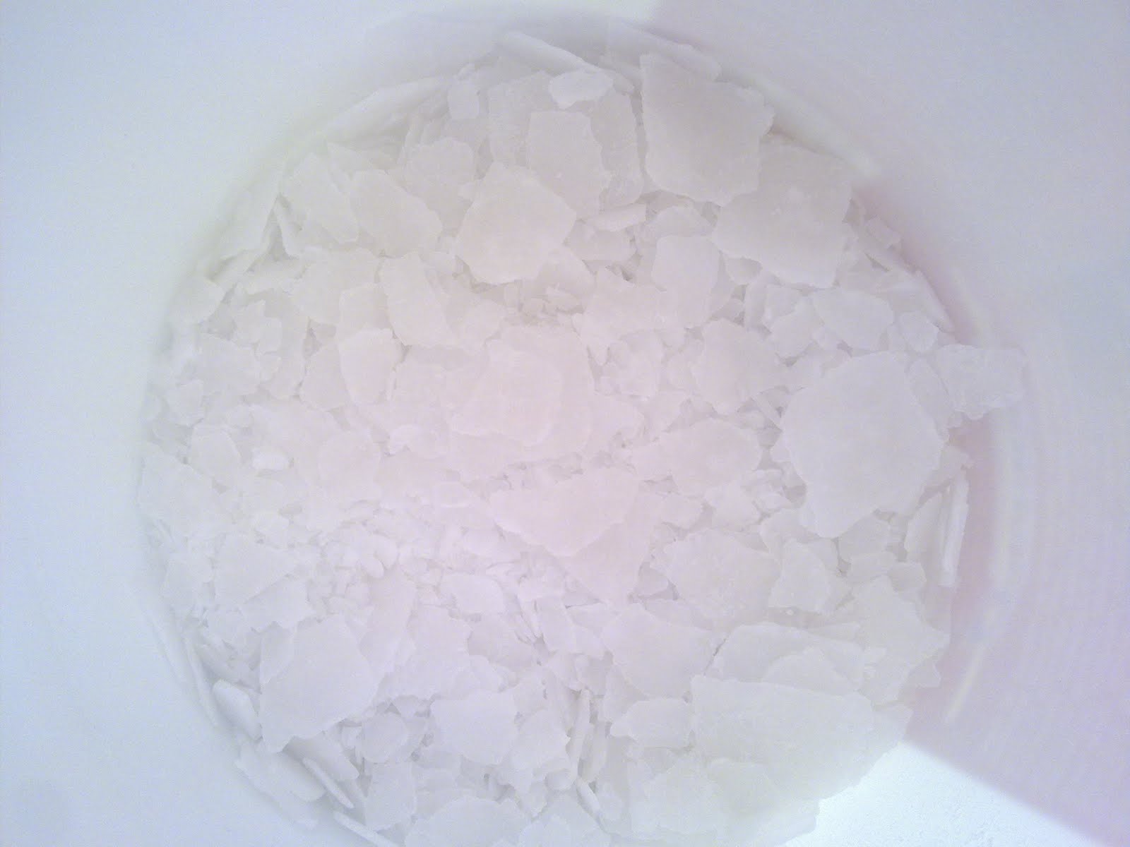 Izrada domaćih sapuna: NATRIJEV HIDROKSID (NaOH)