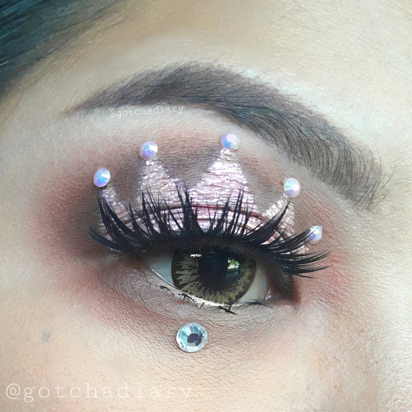 CROWN EYES MAKEUP LOOK - Gotcha Diary