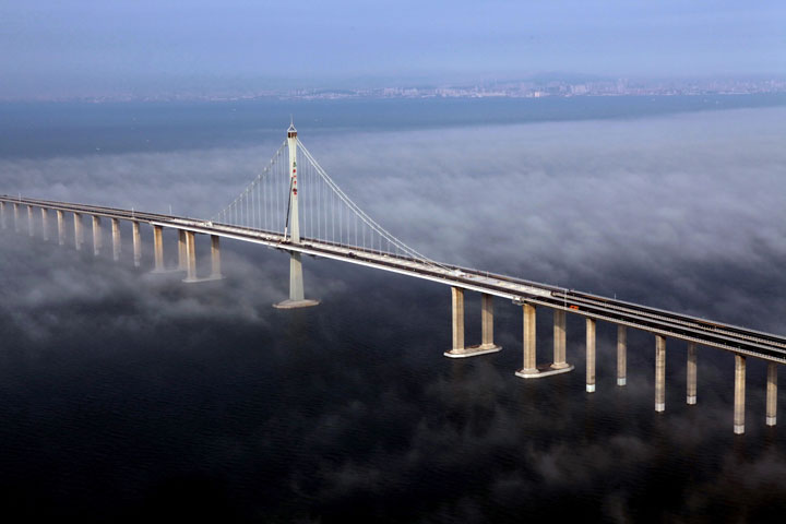 China has built the world's longest over-water bridge | CAR