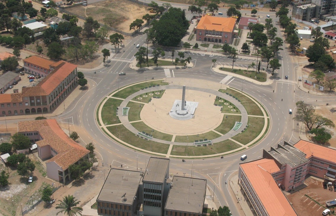 A Matéria do Tempo: Nova Lisboa e a sua toponímia