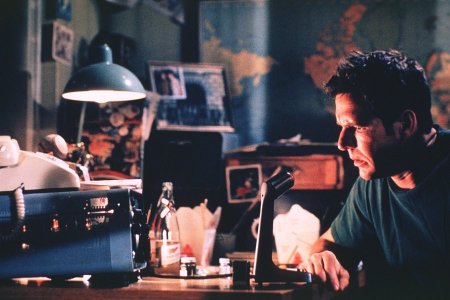 Movie Review: Frequency (2000) | The Ace Black Movie Blog