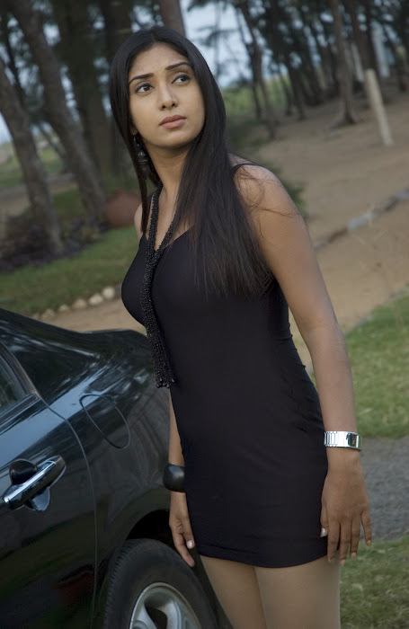 Midhuna Hot in Tight Black Short Dress Photos ~ Hot Actress Picx