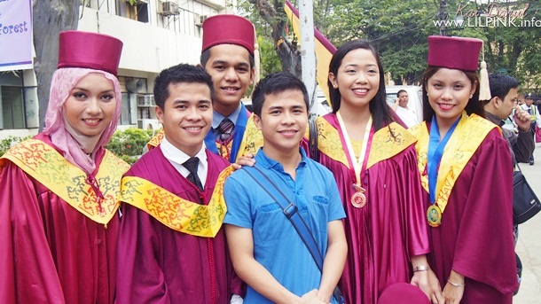 The Graduation Rites / LILPINK | A Hijabi's Cup of Tea