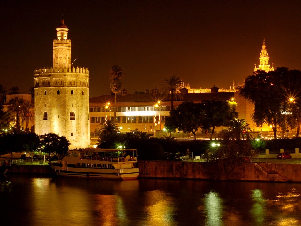 Ishbiliya إشبيلية, the muslim Seville ~ Alhamratour-Travel the halal way!